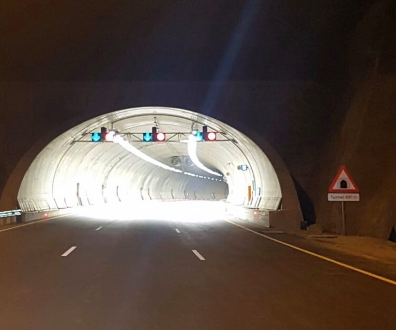 191 km long expressway between Bidbid and Al Kamil W’al Wafi in Oman is ...